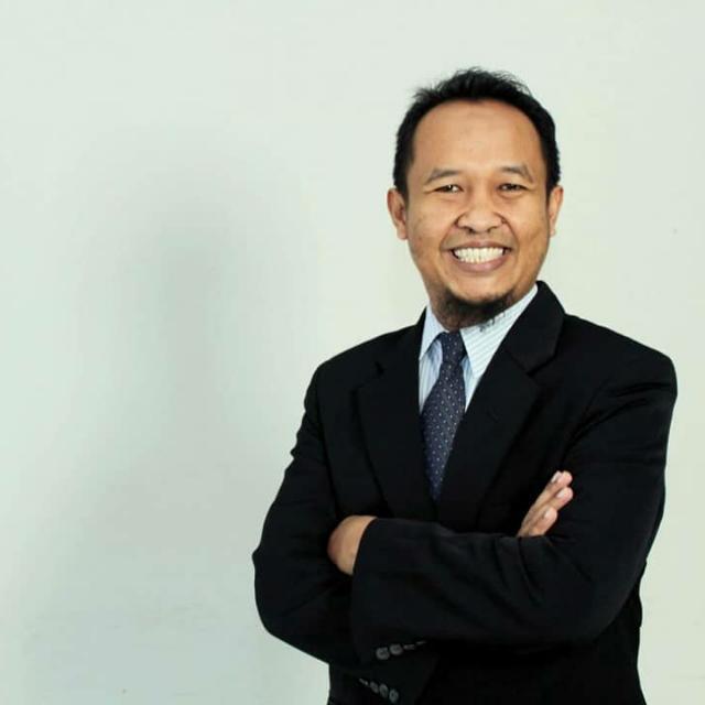LECTURER - Program Studi Ilmu Komunikasi