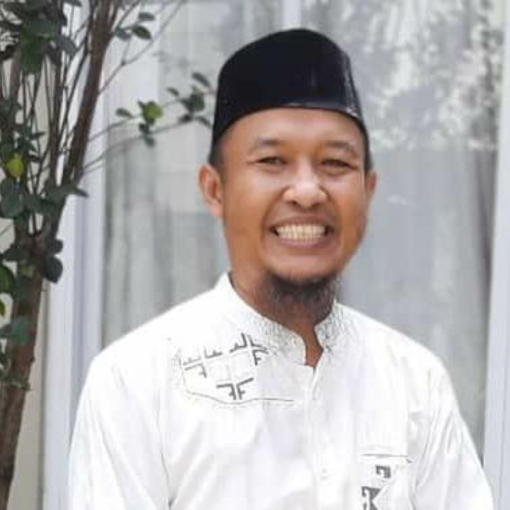 LECTURER - Departement of Communications